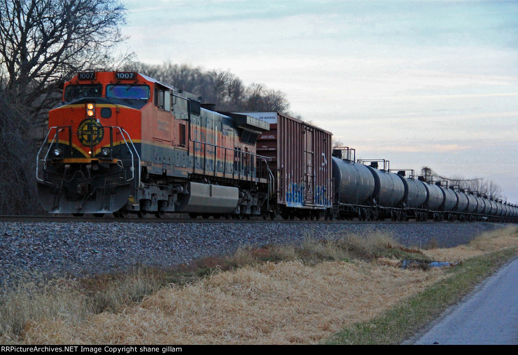 BNSF 1007 works dpu on a empty oil train,